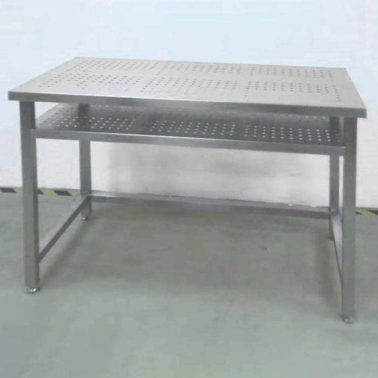Cleanroom & Laboratory Furniture - SF Metal